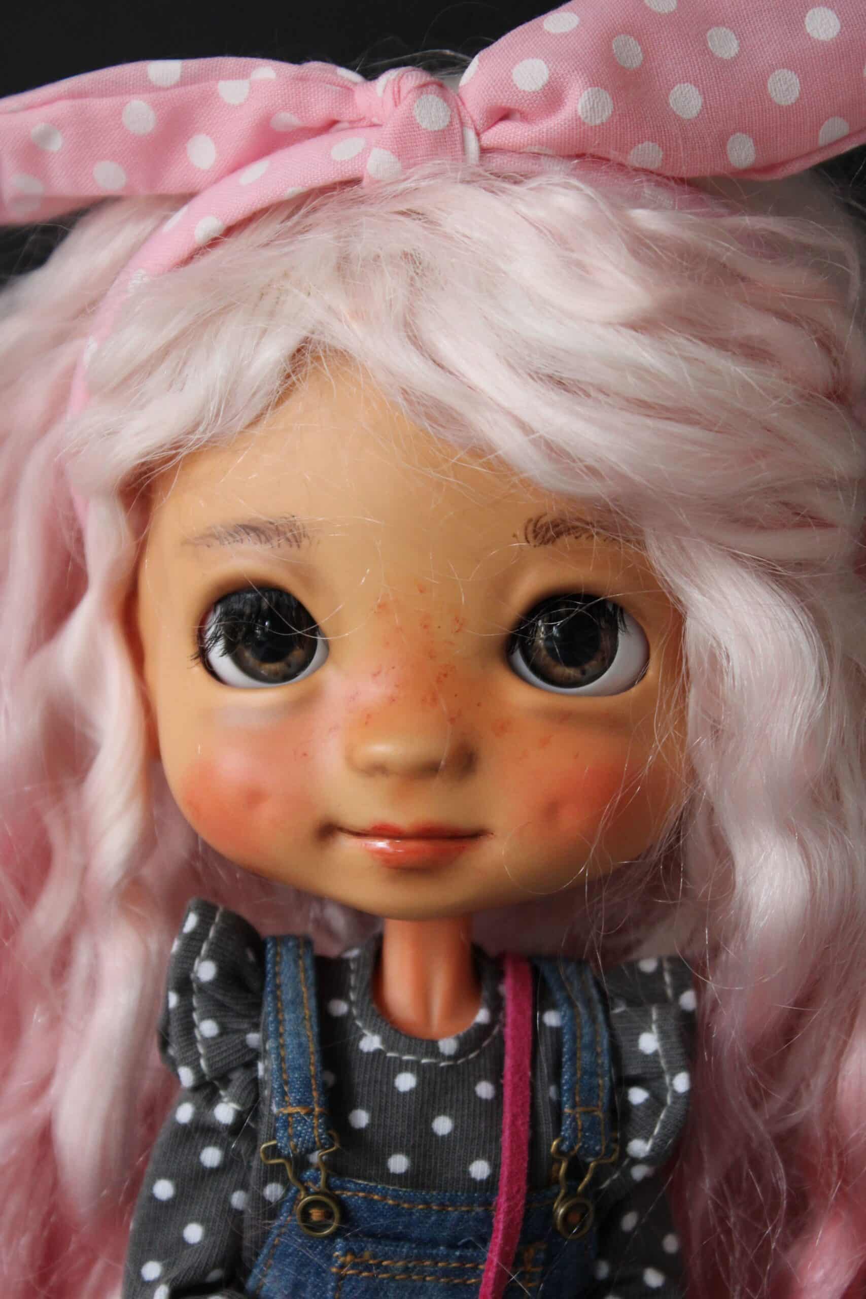 Kika Pink - Revolution Dolls